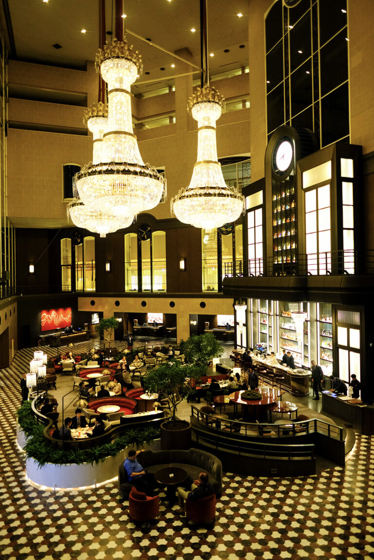 Hyatt Regency Tokyo’s Lounge Bar Reopens with a Renewed Ambiance - ZEROMILE